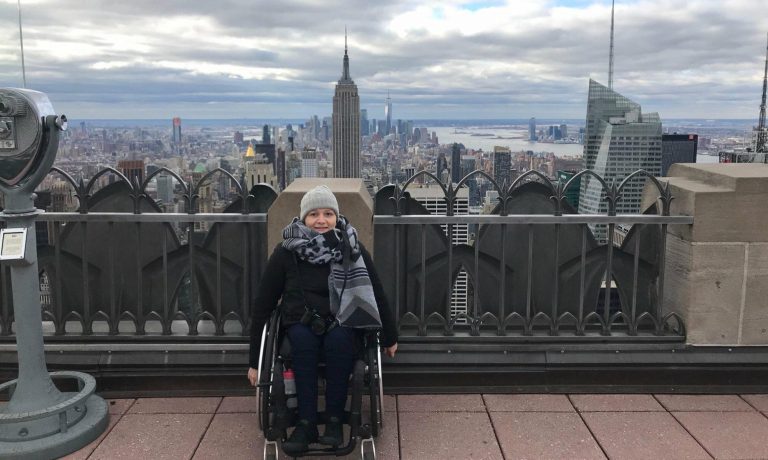 Guide to staying in a wheelchair at Tokyo Disneyland & Tokyo DisneySea ...